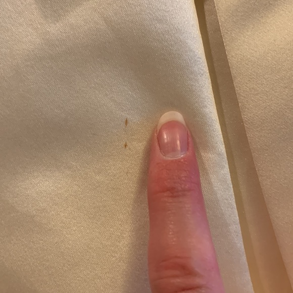 2Be Bridal | Dresses | Stunning Floor Model 2be Bridal Ball Gown Style ...